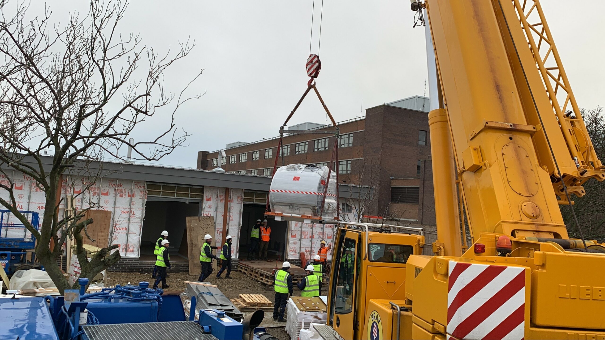 Scanners arrive at new £10 million diagnostics centre in South Tyneside ...